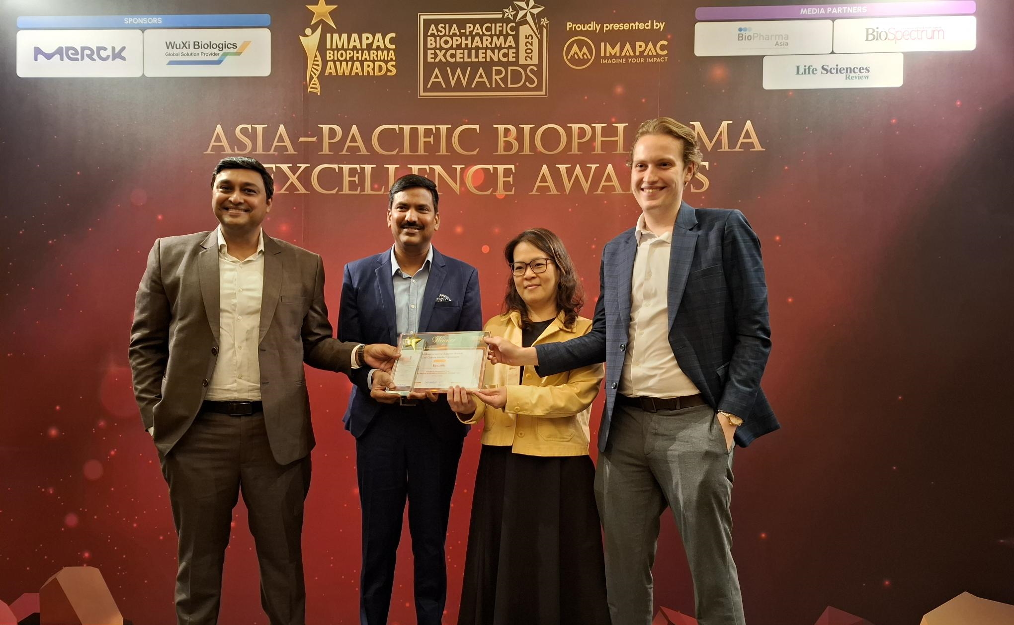 Evonik receives Best Bioprocessing Supplier Award for cell culture ... Evonik receives Best Bioprocessing Supplier Award for cell culture ...